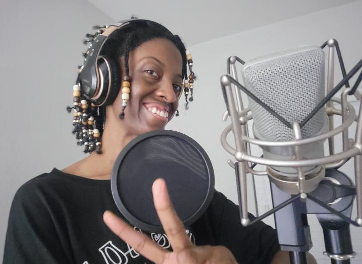 African American Voice Actor Commercial - Hayley Armstrong for $300 ...