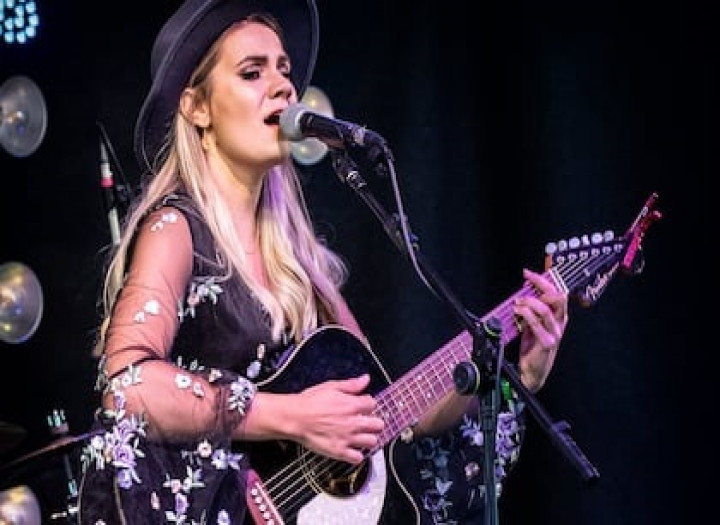 I Will Write and Rap a Dope Female Hip-Hop Verse in Any Style, Record a ...